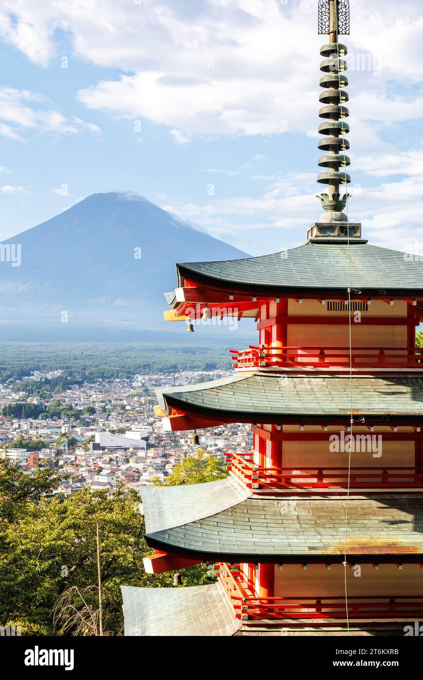 View of mount Fuji with Chureito Pagoda at Arakurayama Sengen Park ...