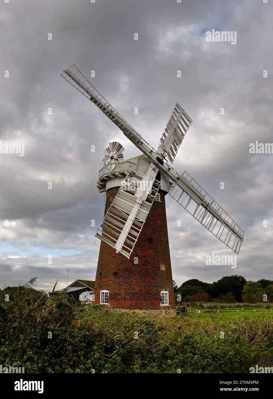 Horsey drainage pump hi-res stock photography and images - Alamy