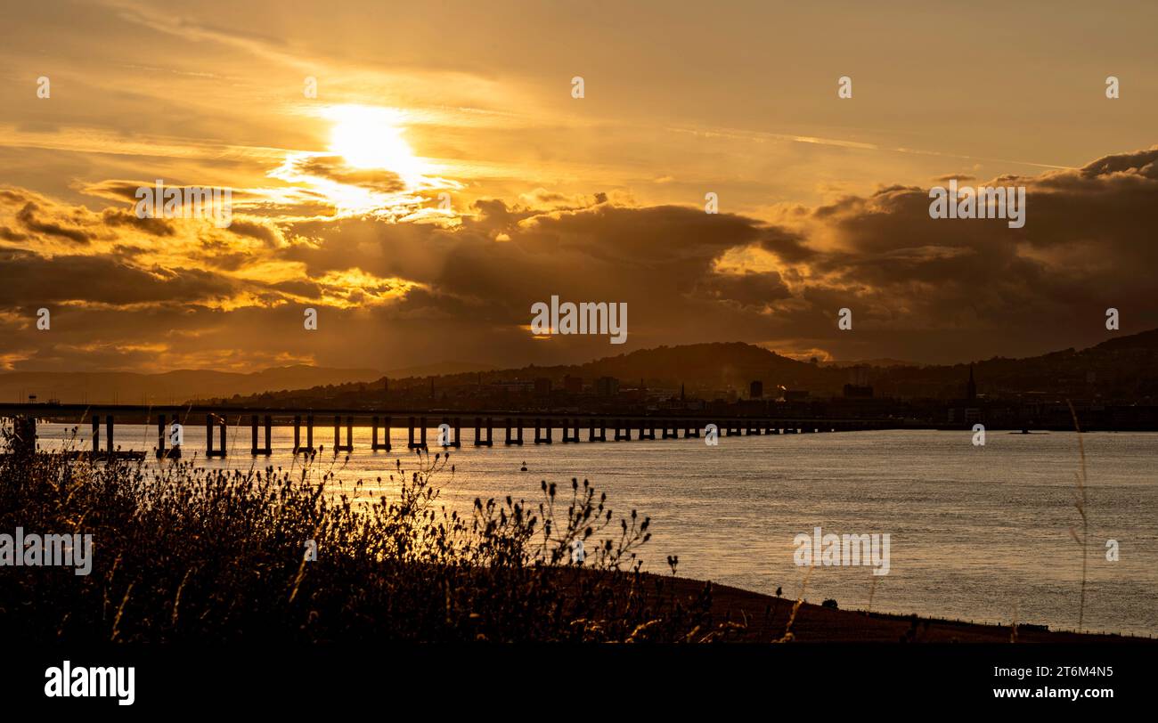 Tay Bridge, Dundee, Scotland, UK Stock Photo - Alamy