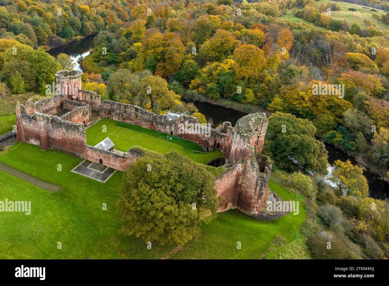 Bothwell Castle, River Clyde, Lanarkshire, Scotland, UK Stock Photo - Alamy