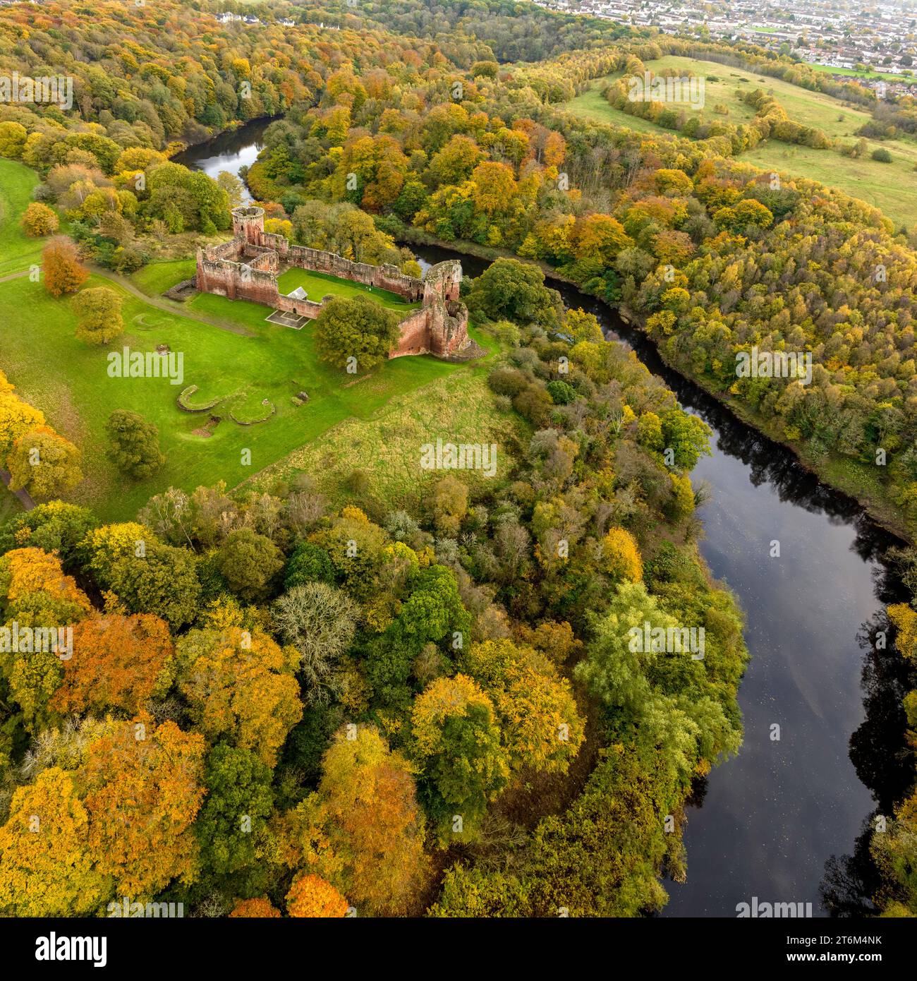 Bothwell Castle, River Clyde, Lanarkshire, Scotland, UK Stock Photo - Alamy