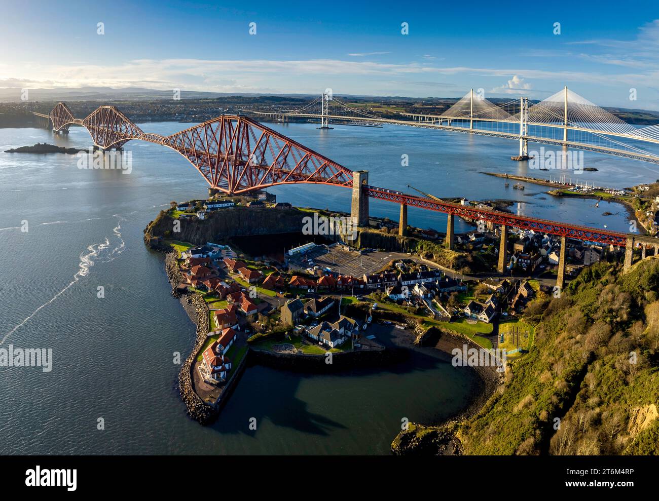 Forth bridges hi-res stock photography and images - Alamy