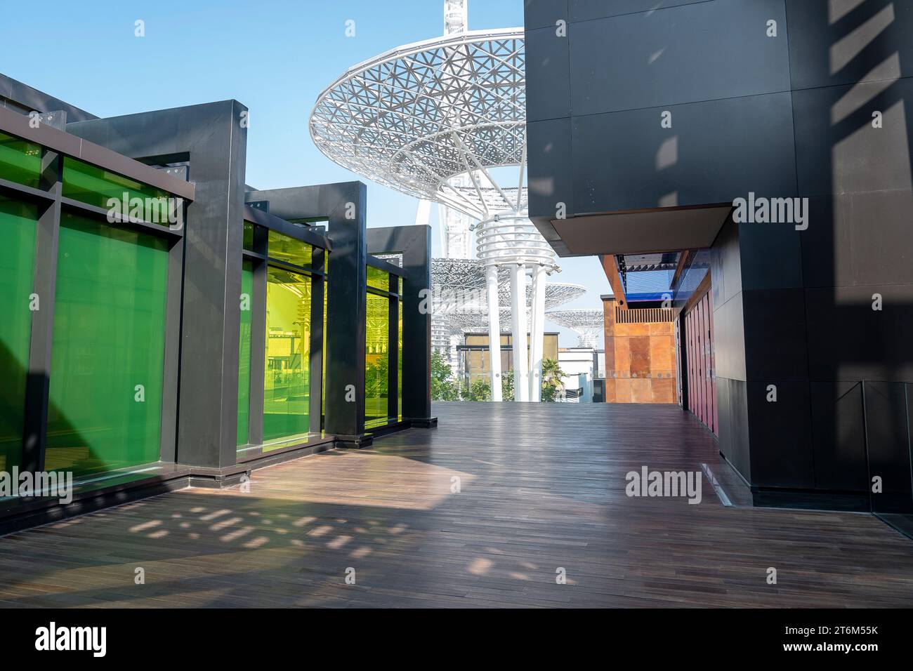 Outside view of empty luxury shopping mall in Dubai near sea blue ...