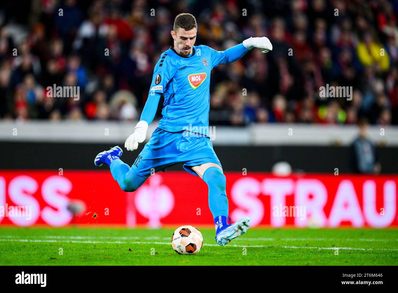 09 November 2023, Baden-Württemberg, Freiburg im Breisgau: Soccer ...