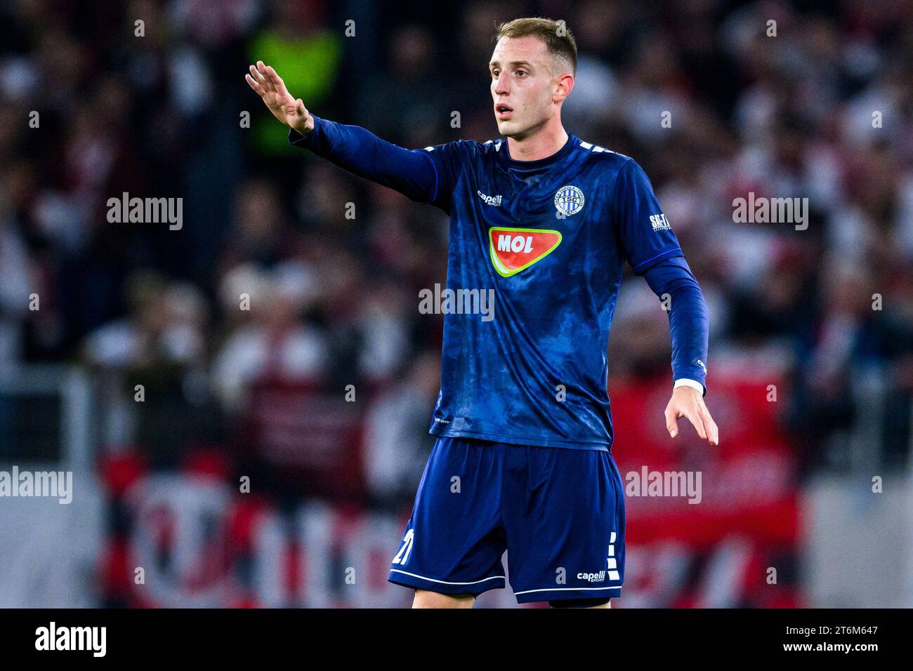 09 November 2023, Baden-Württemberg, Freiburg im Breisgau: Soccer ...