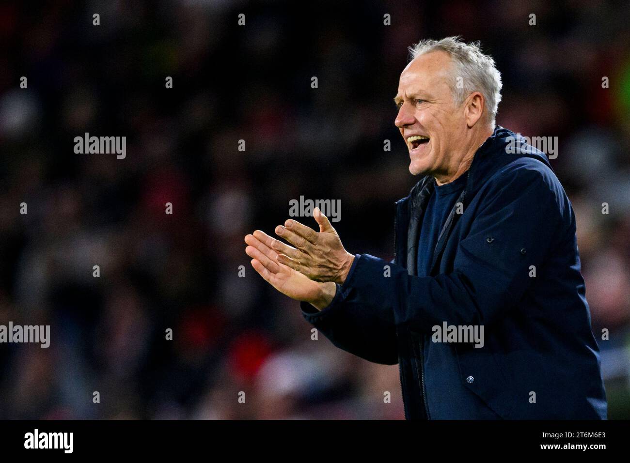 09 November 2023, Baden-Württemberg, Freiburg im Breisgau: Soccer ...