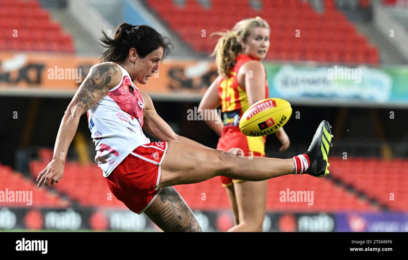 Jodie Hicks Of The Swans Kicks During The Aflw Elimination Final