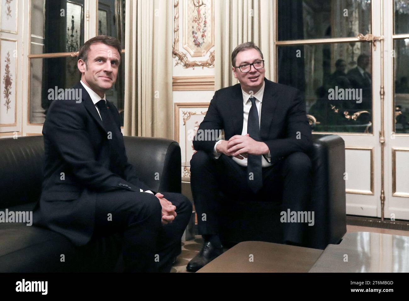 French President Emmanuel Macron meets with Serbian President ...