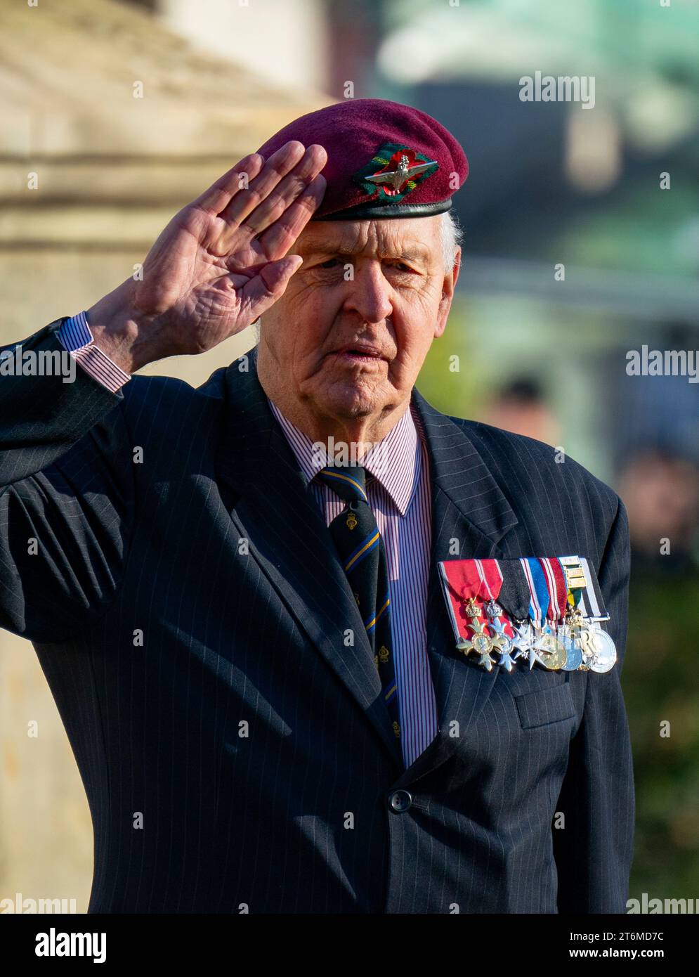 Edinburgh, Scotland, UK. 11th November, 2023. A veteran takes salute at ...