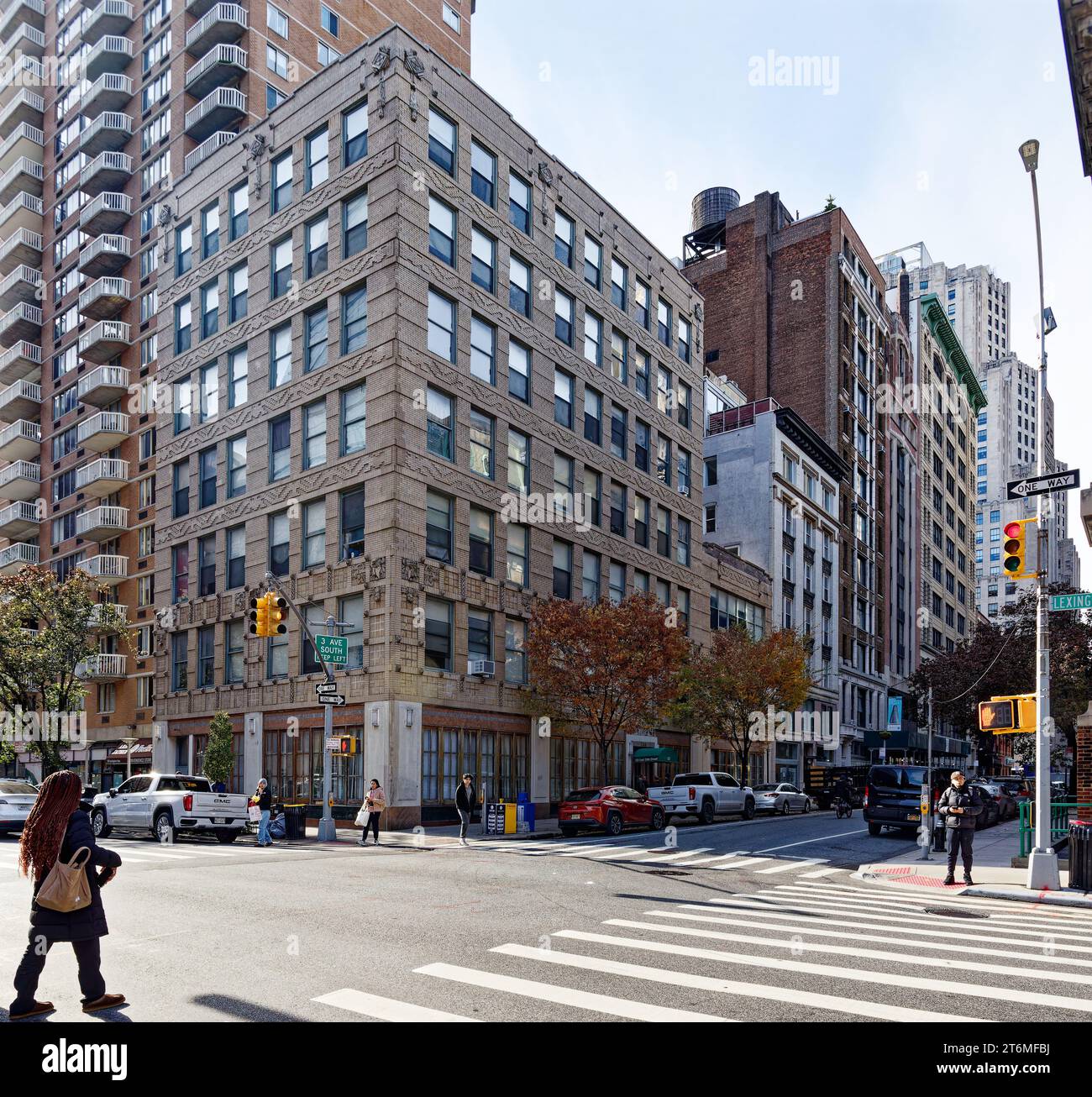 130 east 25th street hi-res stock photography and images - Alamy