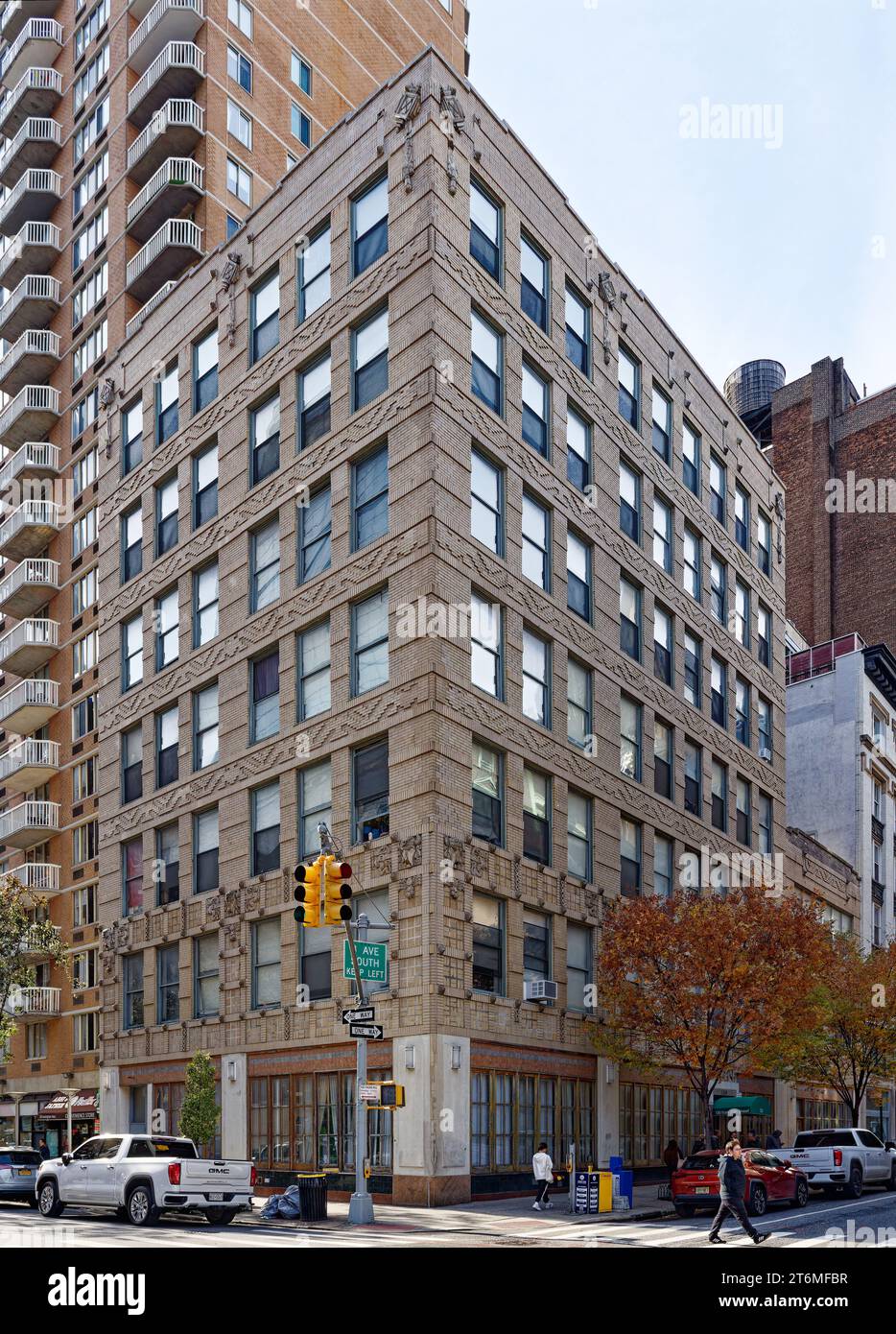 Herman Lee Meader designed 130 East 25th Street as B.W. Mayer Building ...