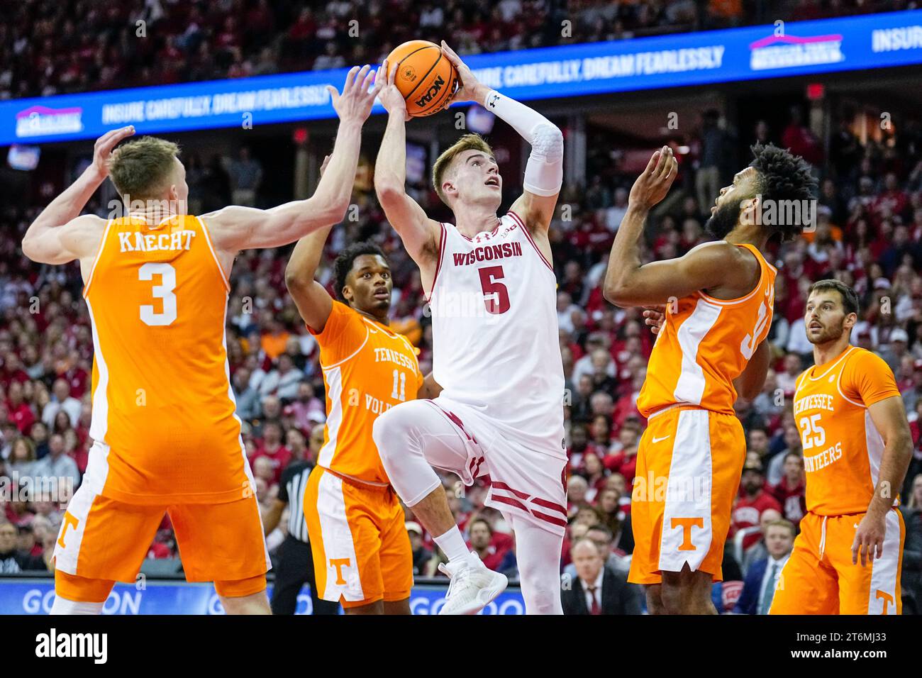 Wisconsin's Tyler Wahl (5) against Tennessee's Dalton Knecht (3), Tobe ...