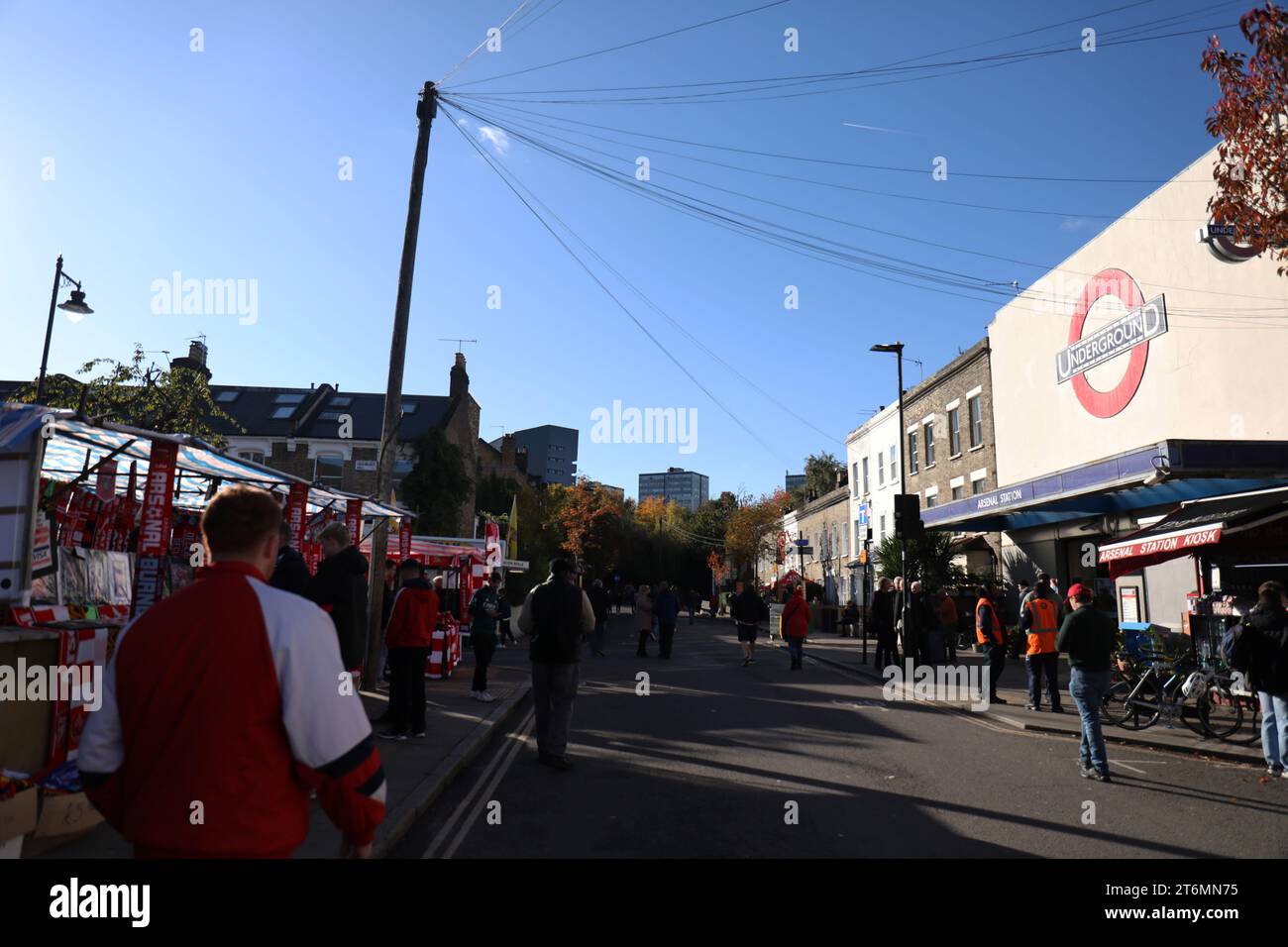 London tube memorabilia hi-res stock photography and images - Alamy