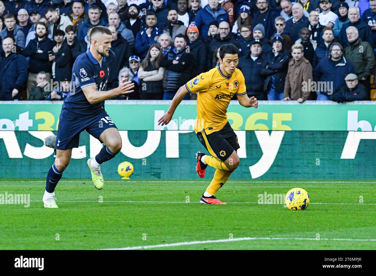 11th November 2023; Molineux Stadium, Wolverhampton, West Midlands ...