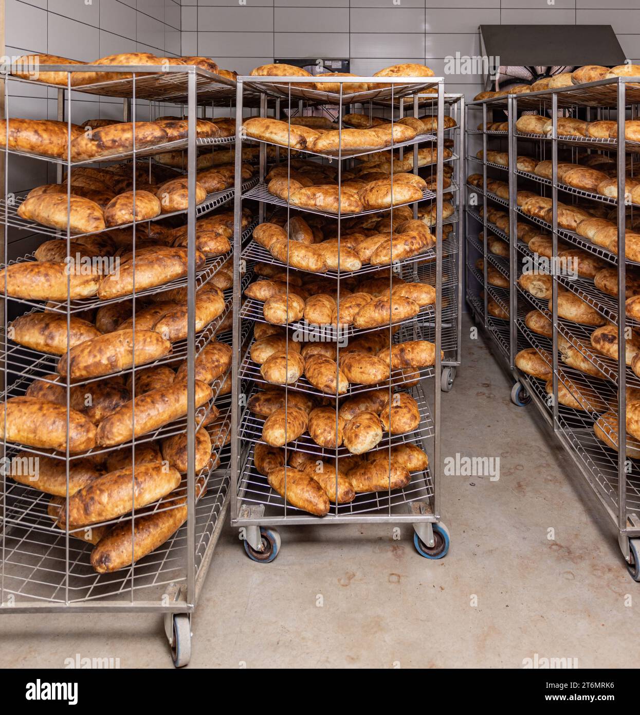 Hot food trolley hi-res stock photography and images - Alamy