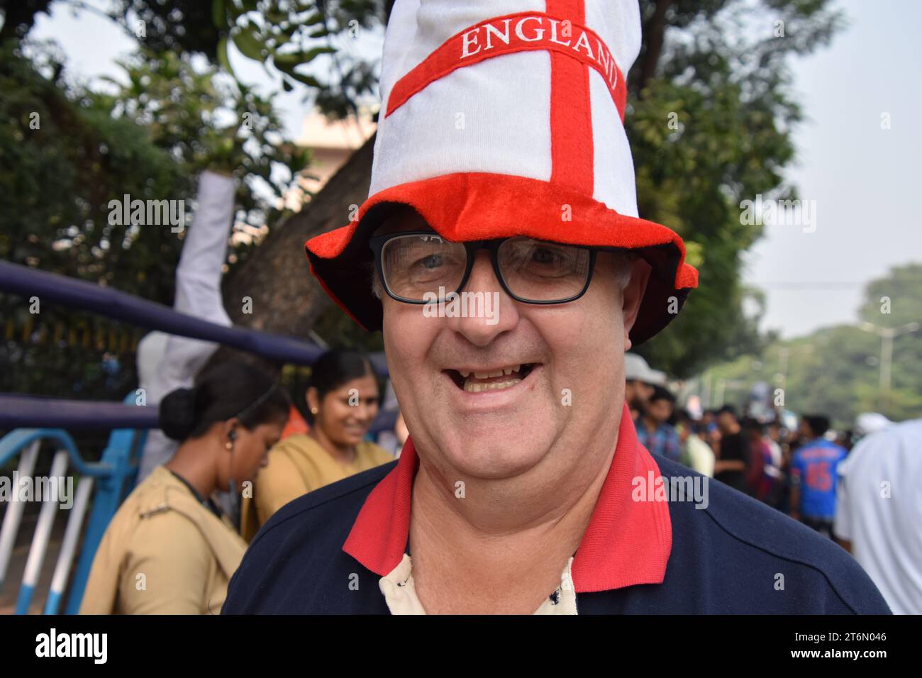 Cheerful spectators entering into the Eden Gardens stadium in Kolkata ...