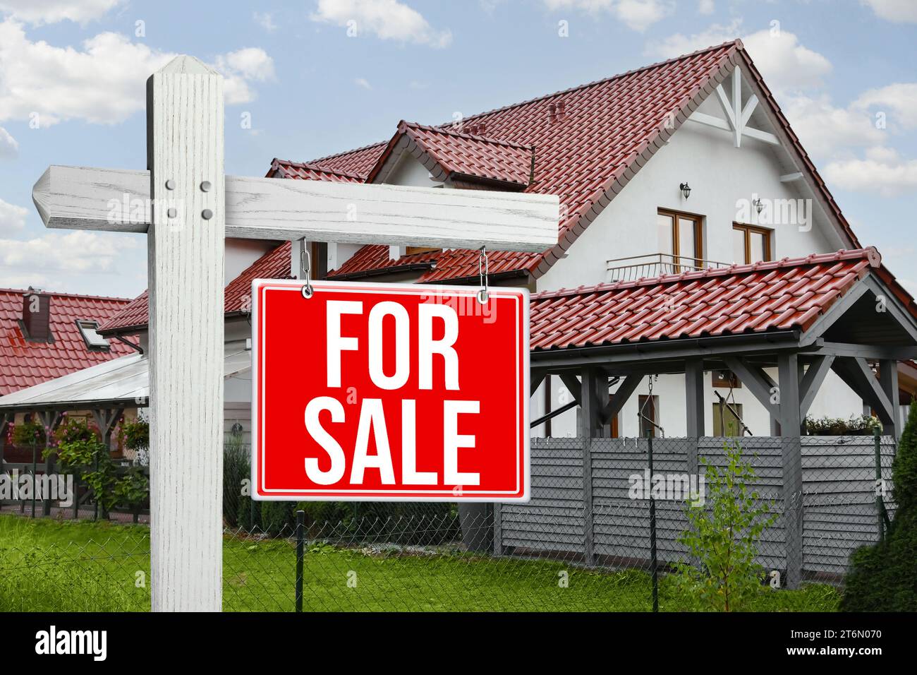 Sign private near house hi-res stock photography and images - Alamy