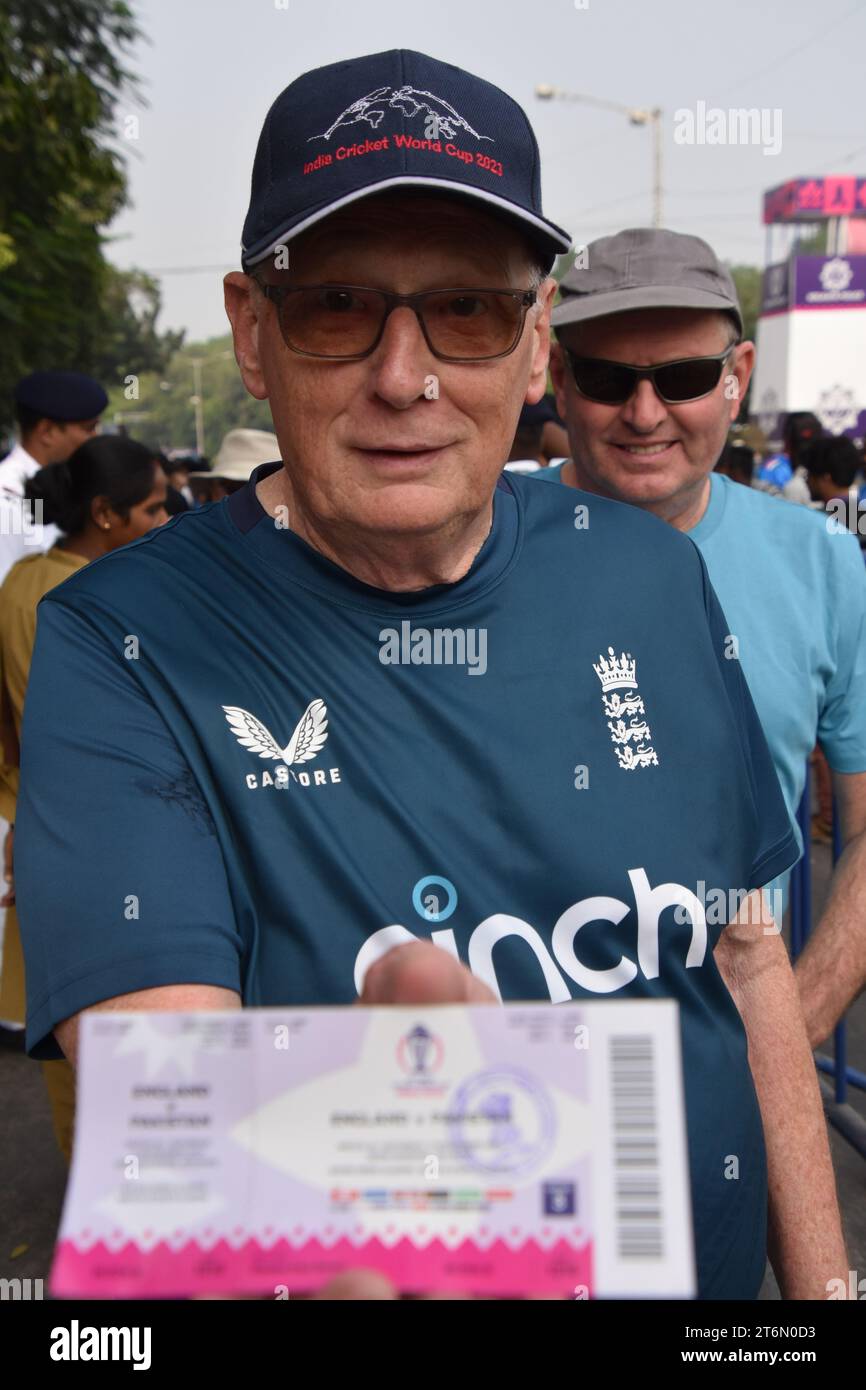 Cheerful spectators entering into the Eden Gardens stadium in Kolkata ...