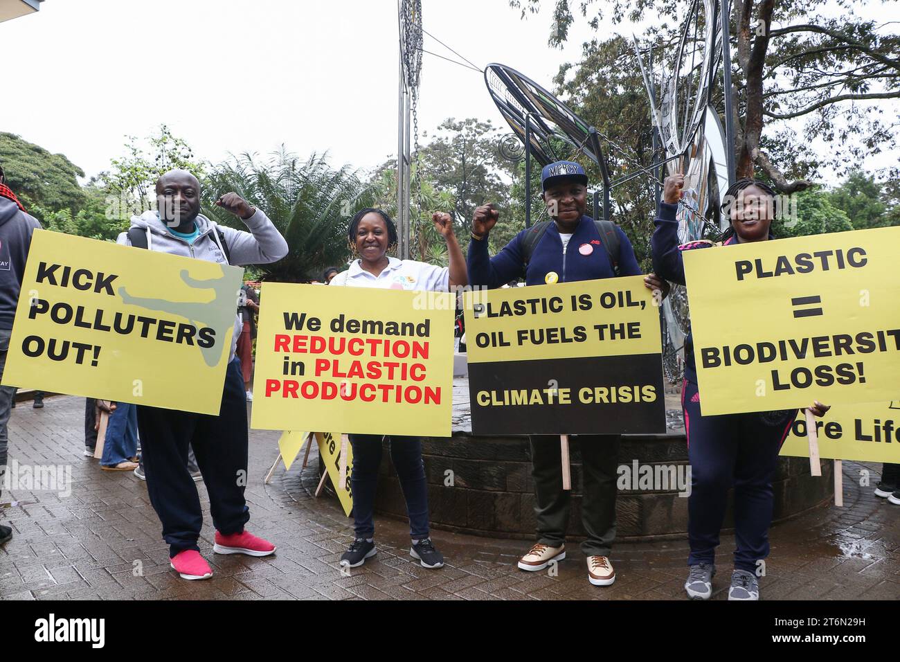 Plastics treaty hi-res stock photography and images - Alamy