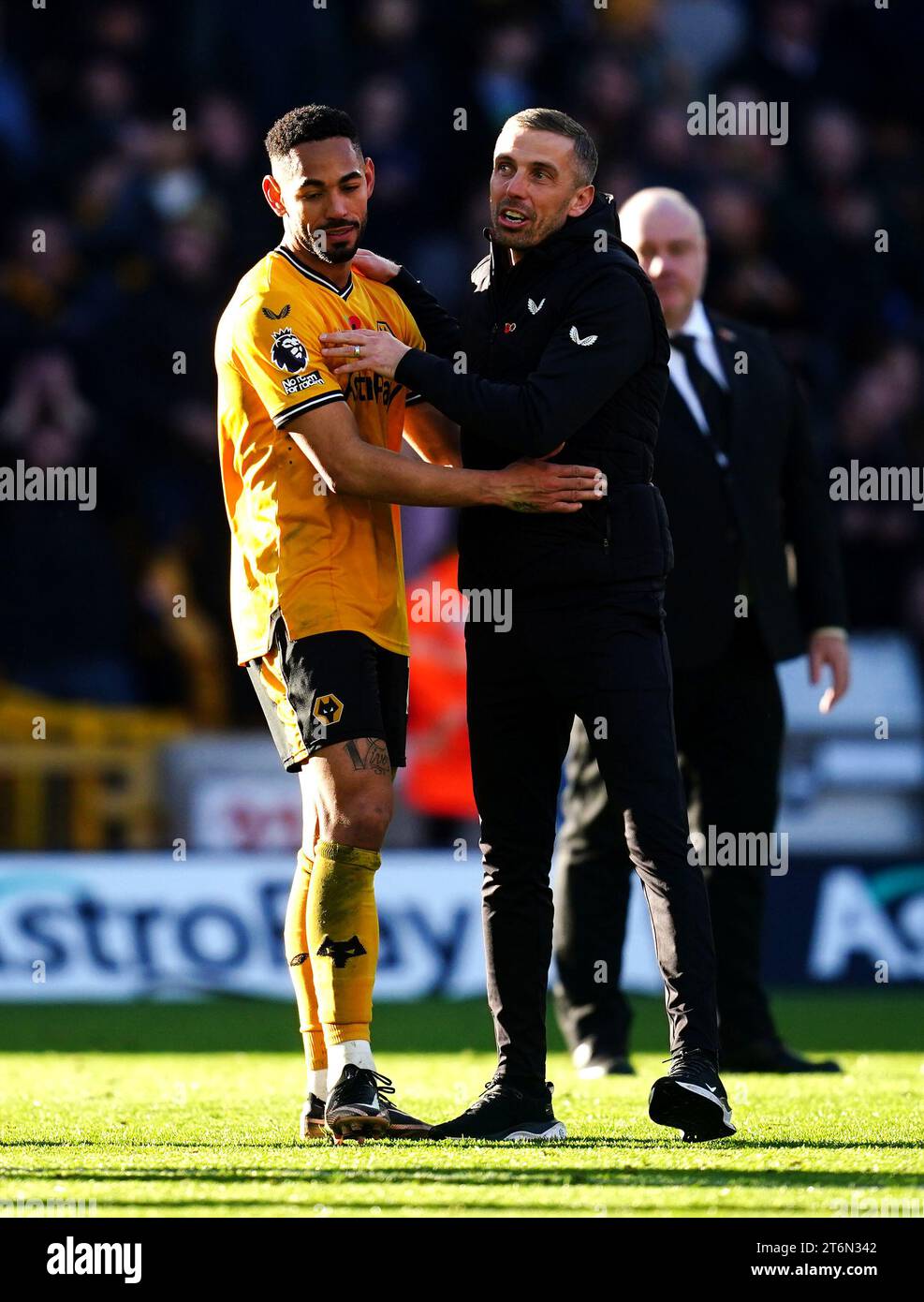 Gary o'neil wolves hi-res stock photography and images - Alamy