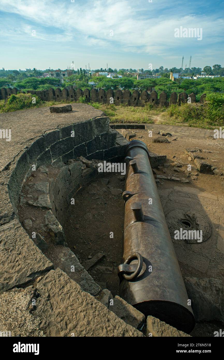 Cannon bidar fort bidar hi-res stock photography and images - Alamy