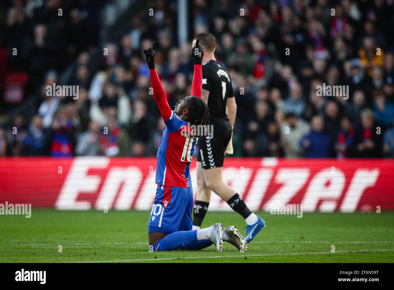 LONDON, UK - 11th Nov 2023: Eberechi Eze of Crystal Palace celebrates ...