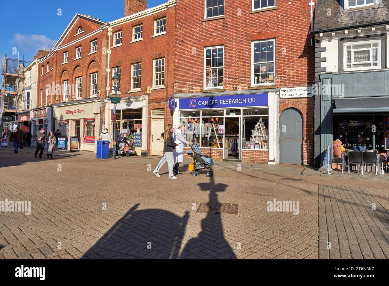 Shopping in melton mowbray hi-res stock photography and images - Alamy