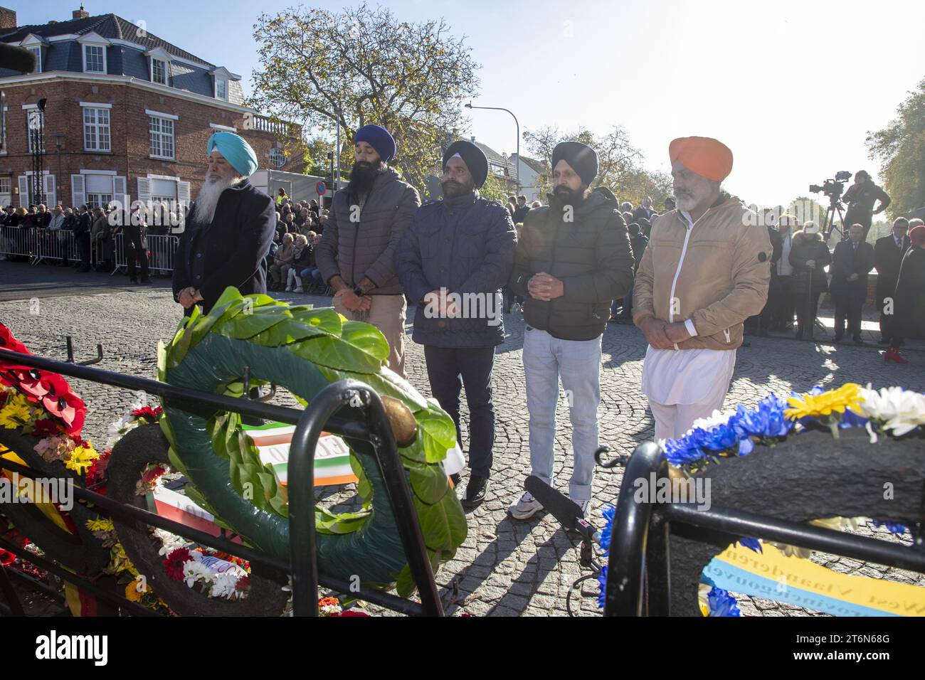 Representatives of the Sikh community pictured during the World War I ...