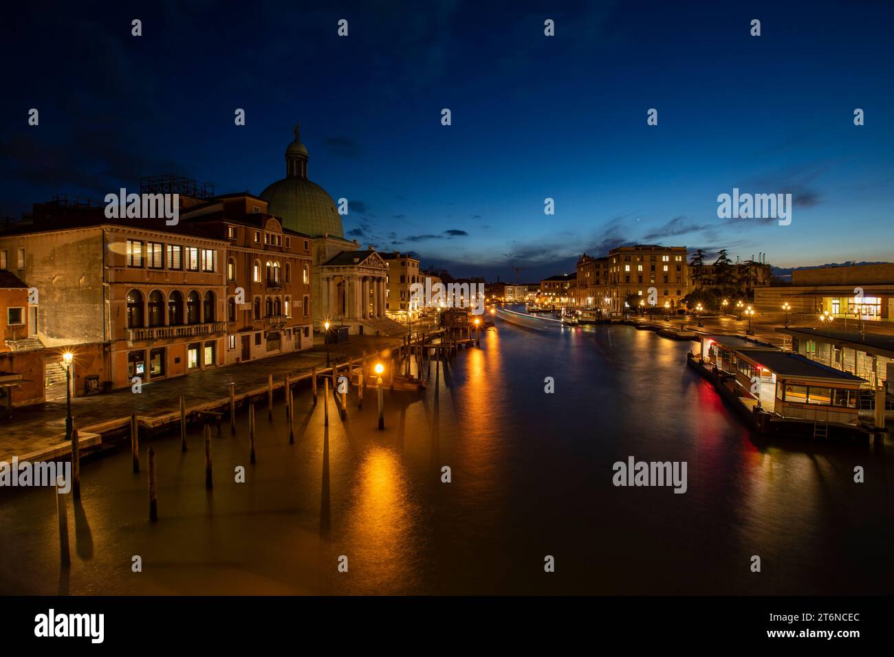 Venice, Italy. Night view of the Grand Canal Stock Photo - Alamy