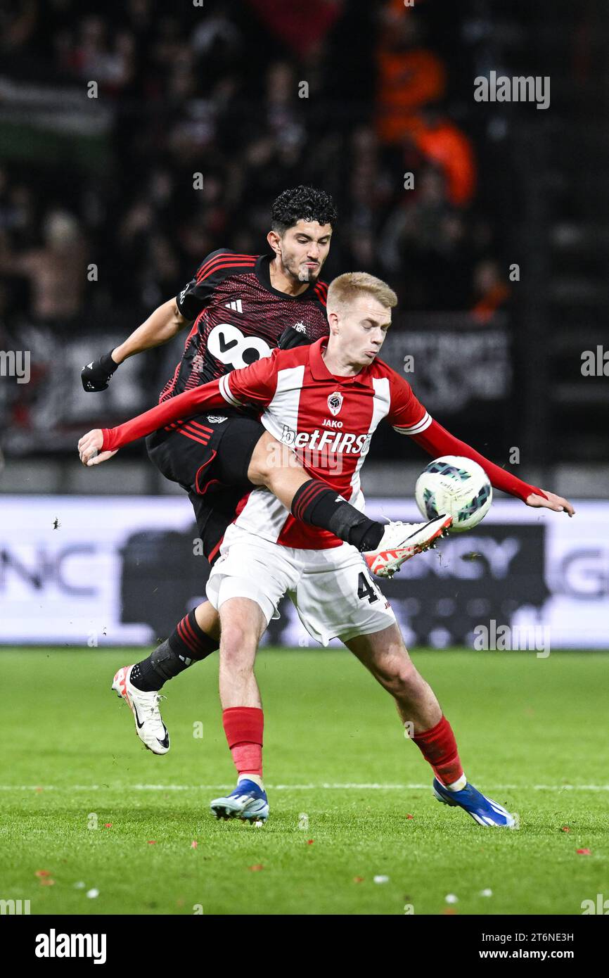 Standard liege steven alzate hi-res stock photography and images - Alamy