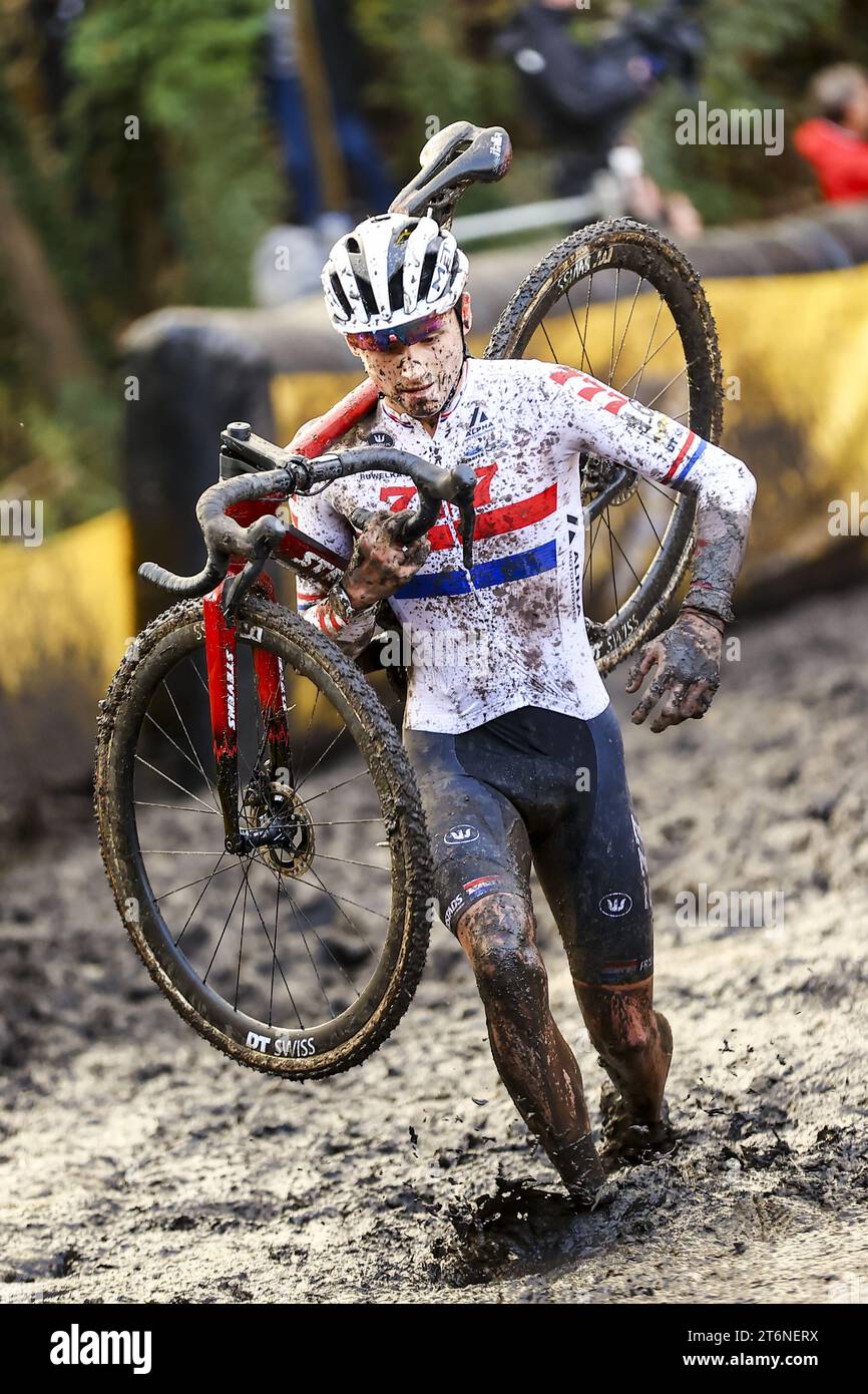British Cameron Mason pictured in action during the men's elite race at ...