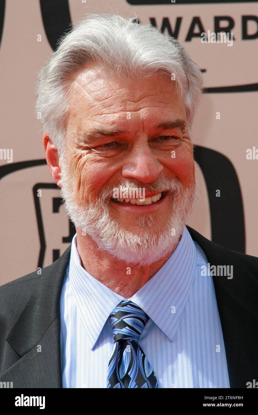 Richard Moll at the “8th Annual TV Land Awards”. Arrivals held at Sony ...