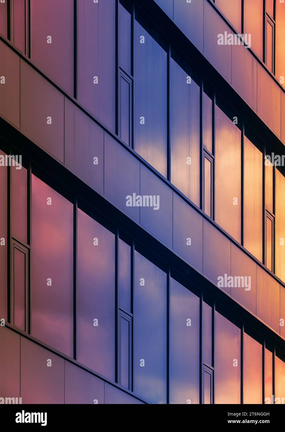 City gradients hi-res stock photography and images - Alamy