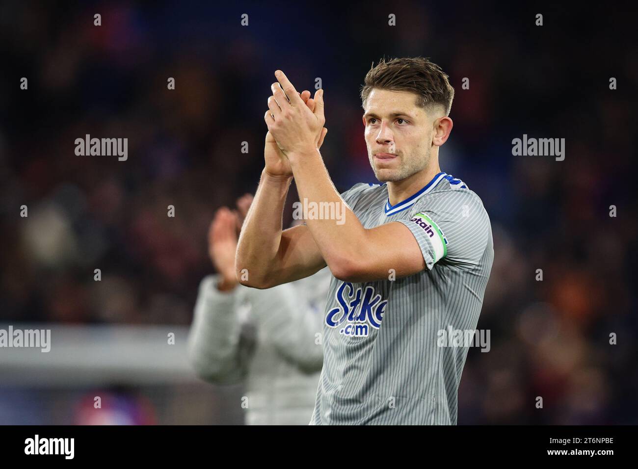 LONDON, UK - 11th Nov 2023: James Tarkowski of Everton applauds the ...