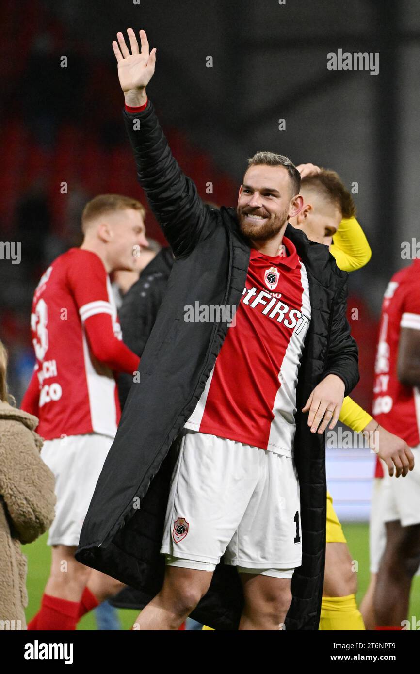 Vincent Janssen of Antwerp celebrates after a football game between ...