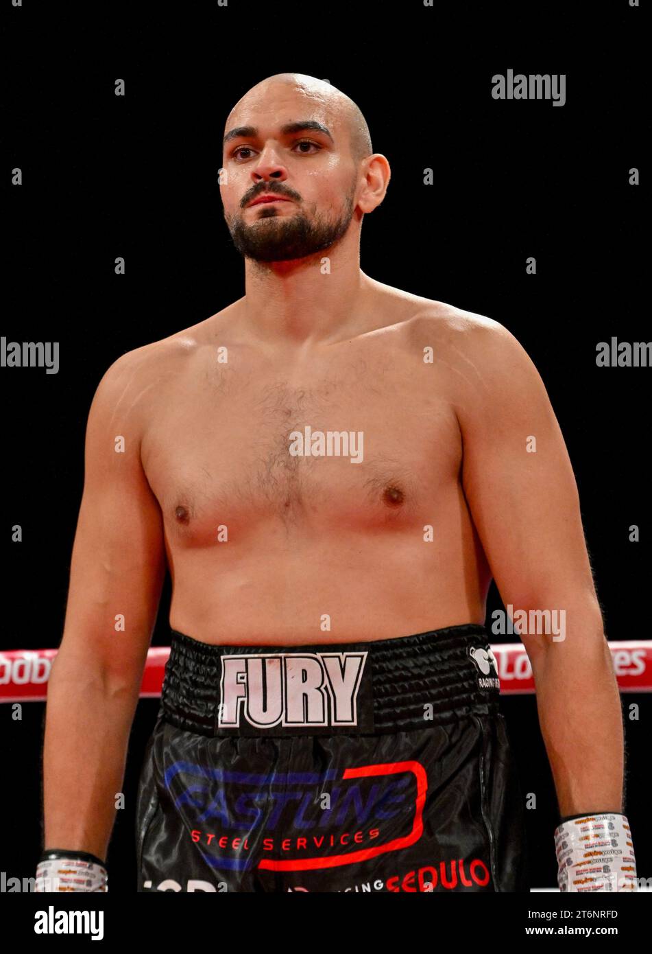 Brighton, UK, 10 November 2023. Roman Fury vs Bradley Davies during ...