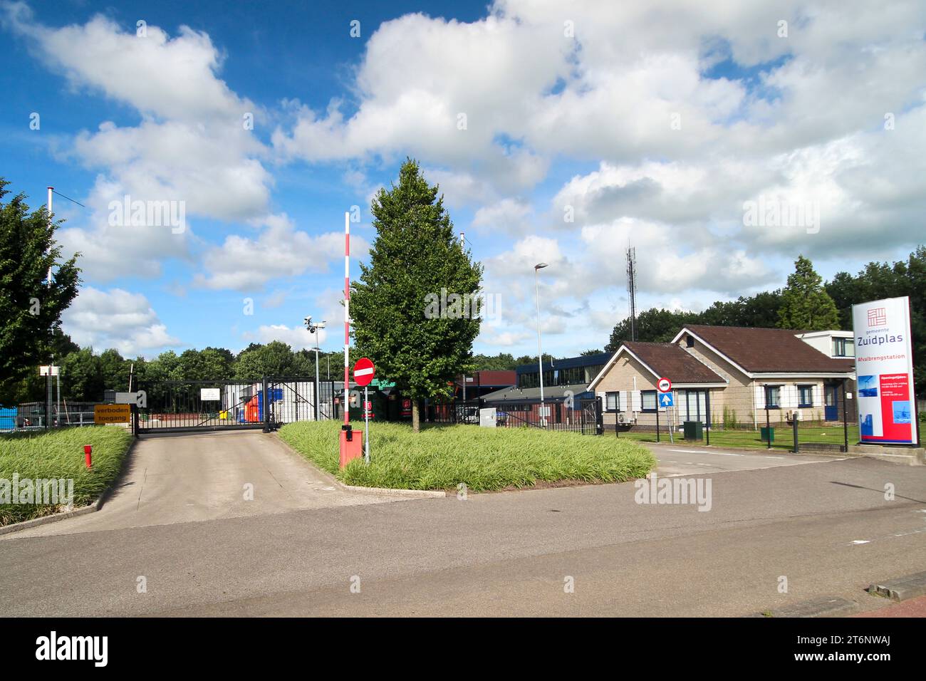 Waste transfer station of the municipality of Zuidplas for recycling of ...