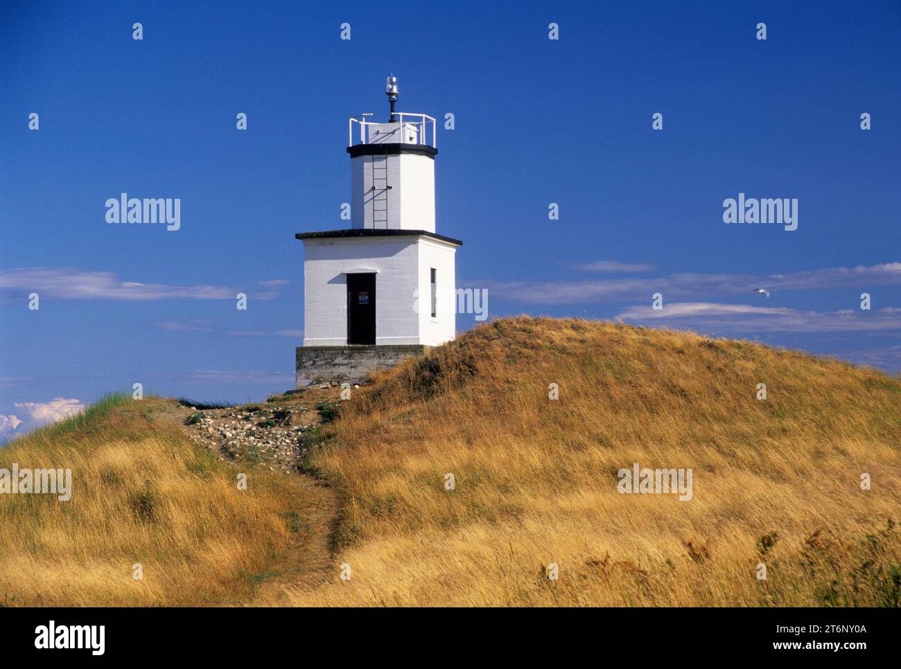 Cattle Point Lighthouse, Cattle Point Natural Conservation Area, San ...