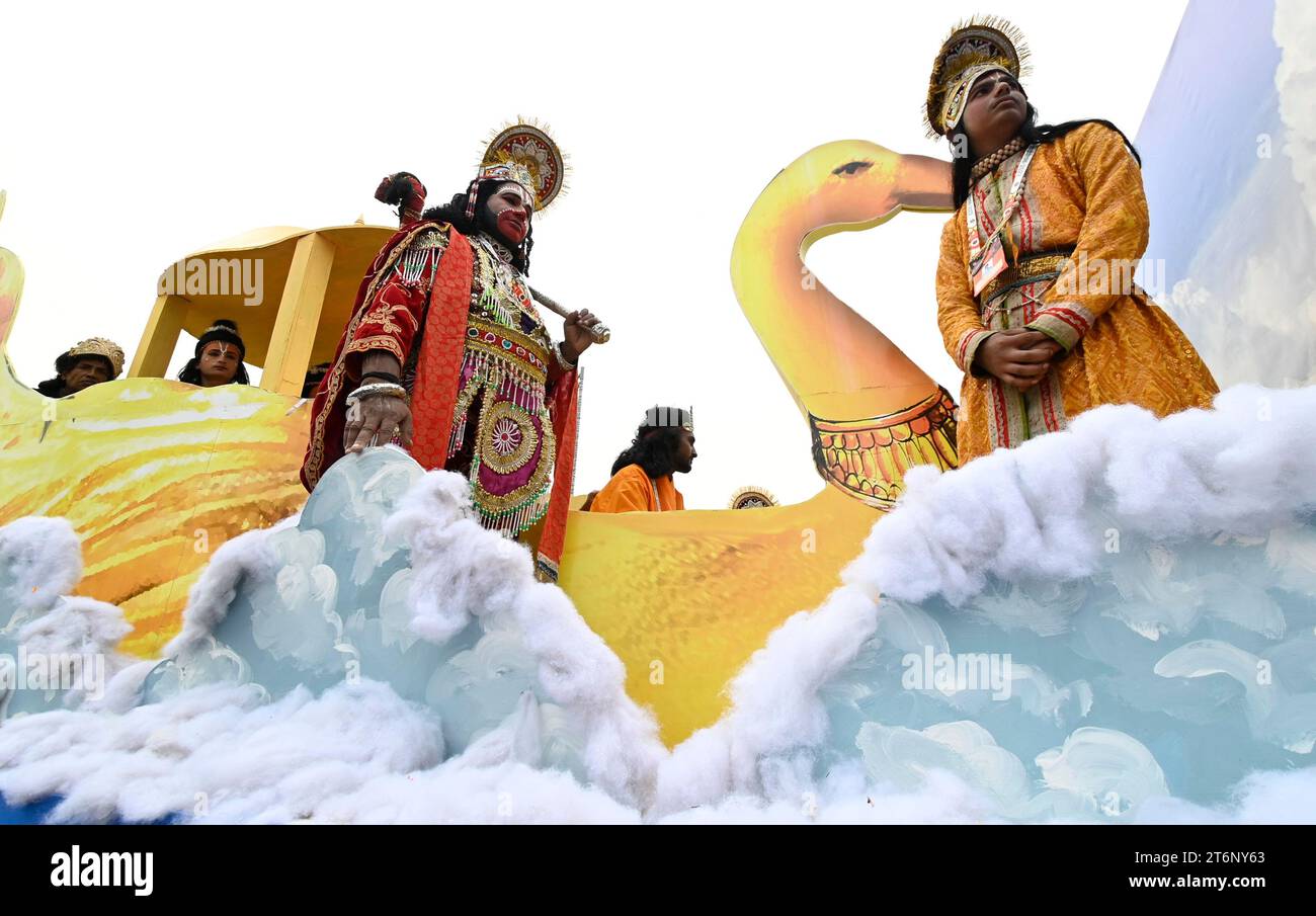 AYODHYA, INDIA – NOVEMBER 11: People of Ayodhya participating in 'Ram ...