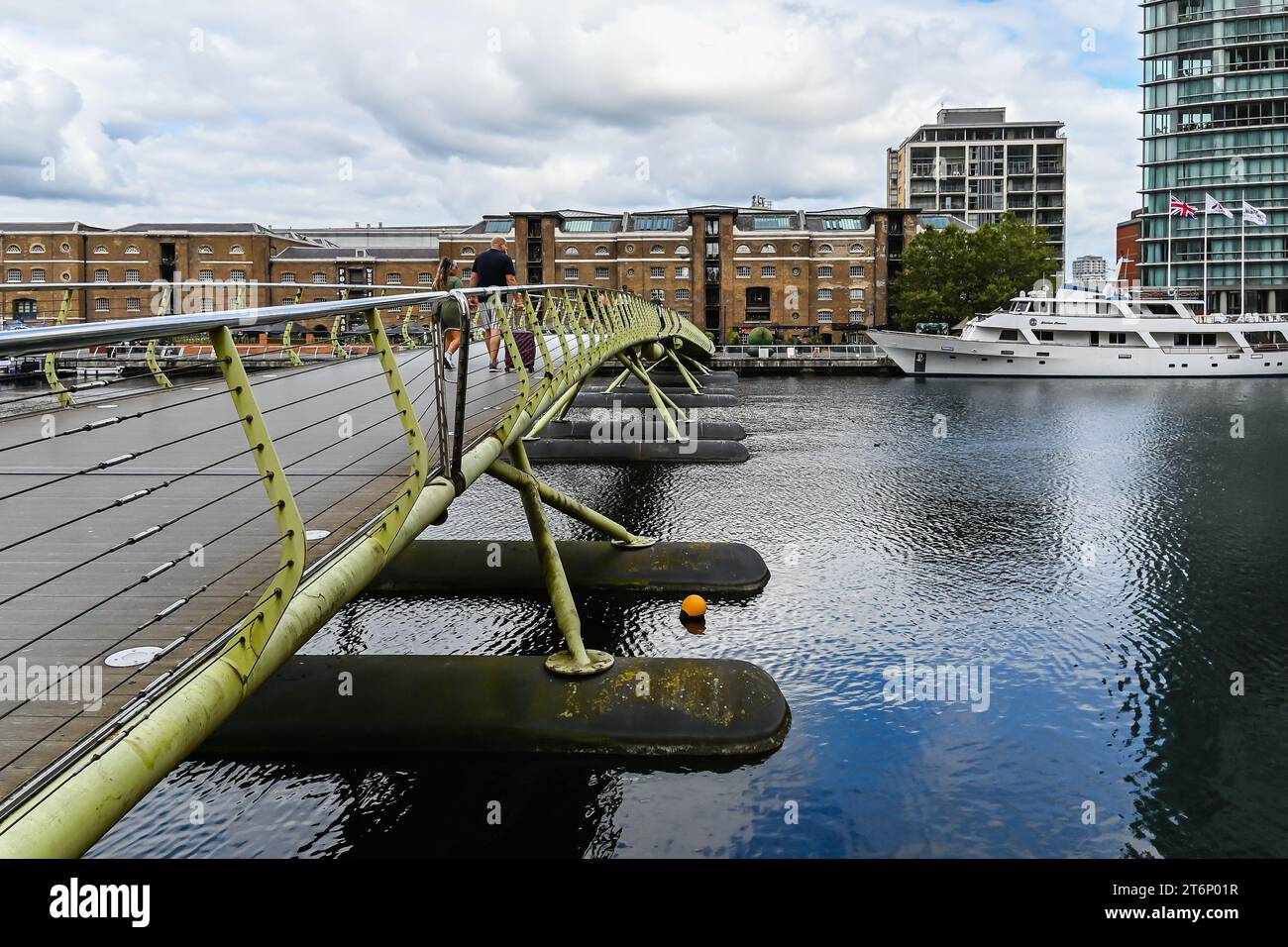 Old west india dock hi-res stock photography and images - Alamy