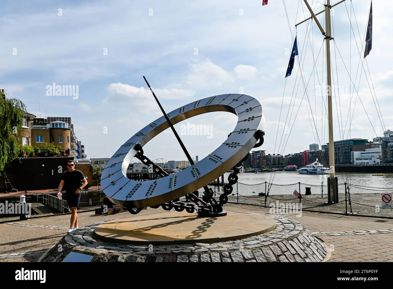 The Timepiece Sundial sculpture at St Katharine Docks Stock Photo - Alamy