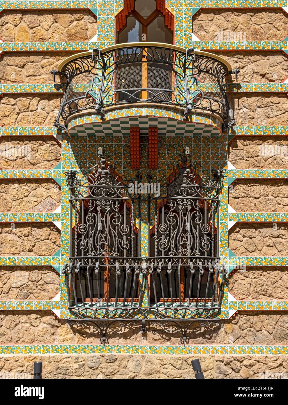 Window with wrought iron grille and upper balcony, Casa Vicens Gaudí ...