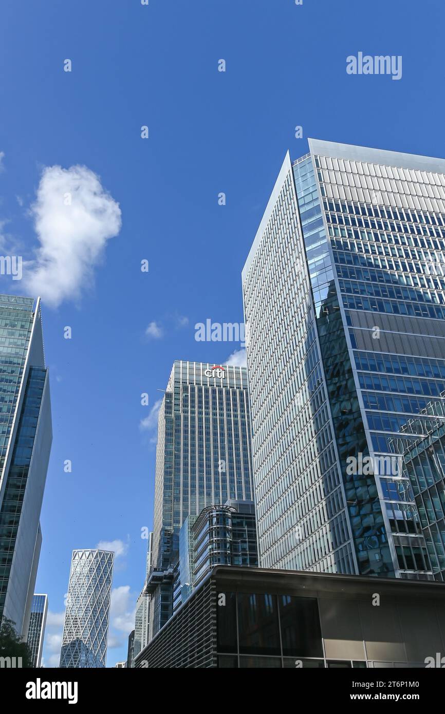 Financial Corporate Skyscraper office building in Canary Wharf, London ...