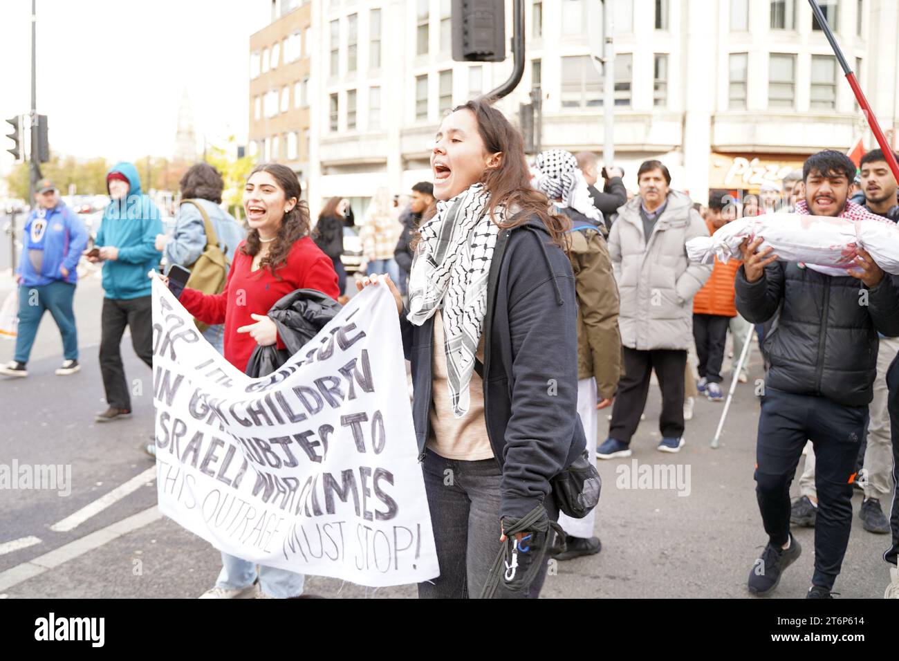 End apartheid protest banner hi-res stock photography and images - Alamy