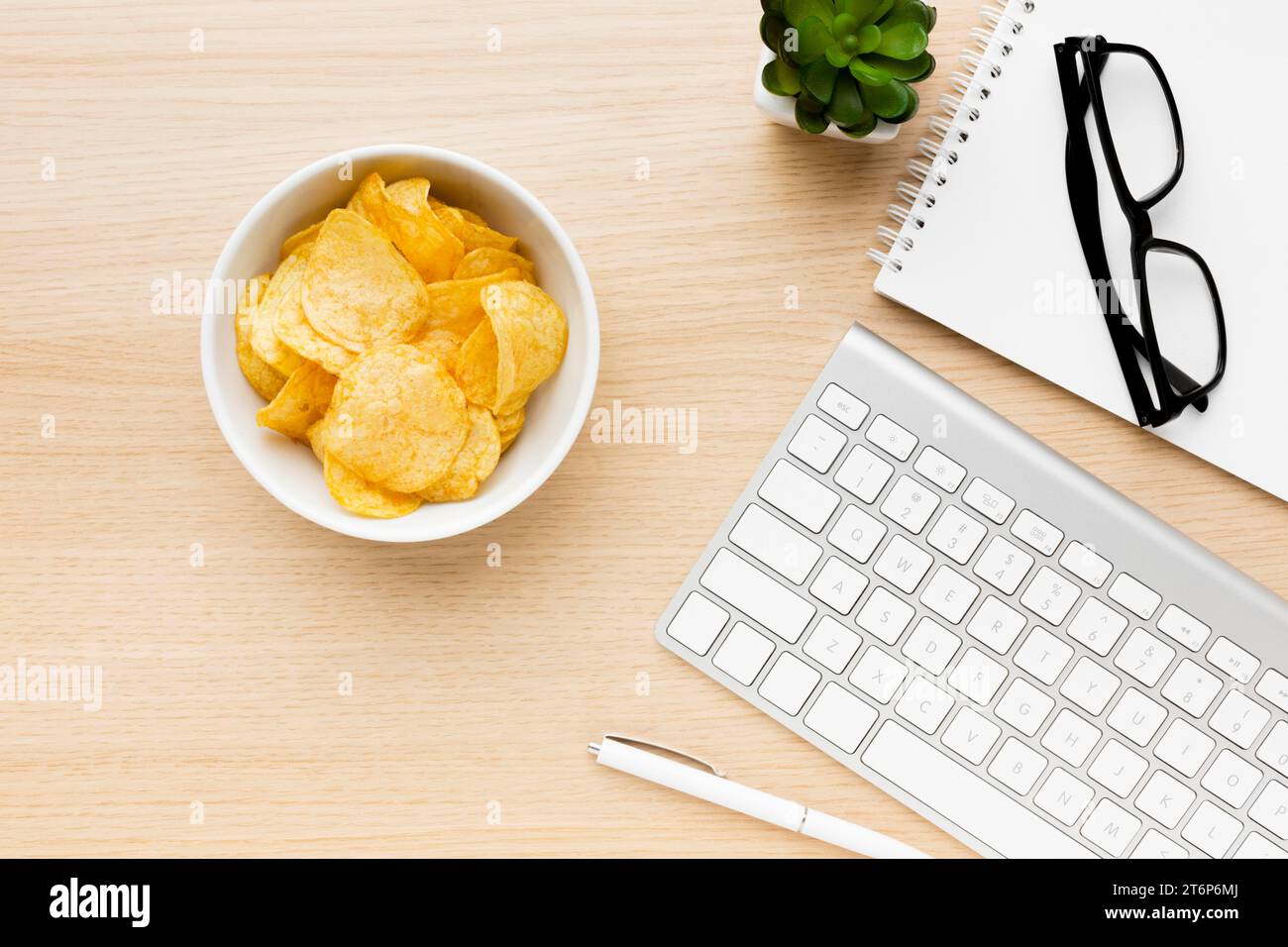 Lonely potato hi-res stock photography and images - Alamy