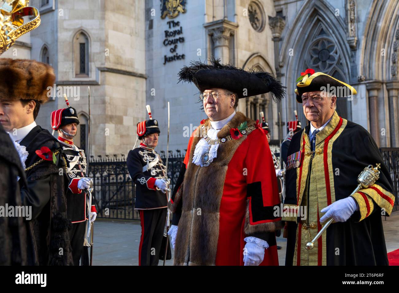 Lord mayor london hat hi-res stock photography and images - Alamy