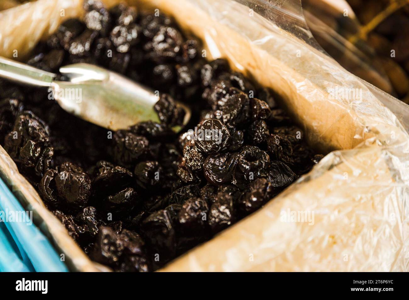 Black dates hi-res stock photography and images - Alamy