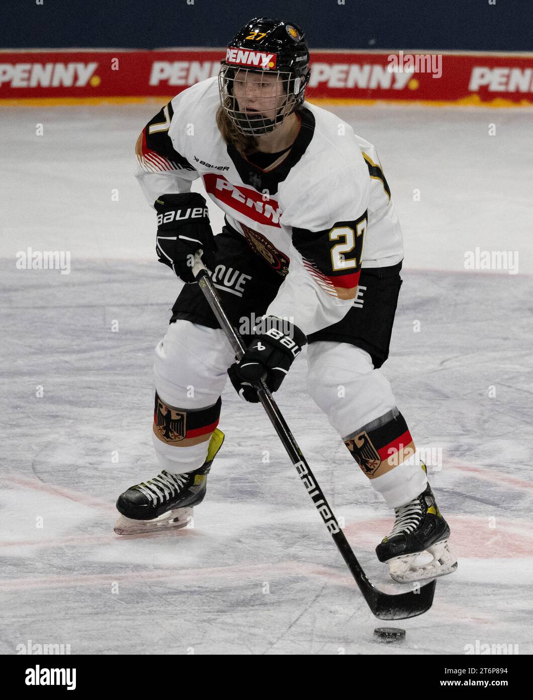 Heidi strompf hi-res stock photography and images - Alamy