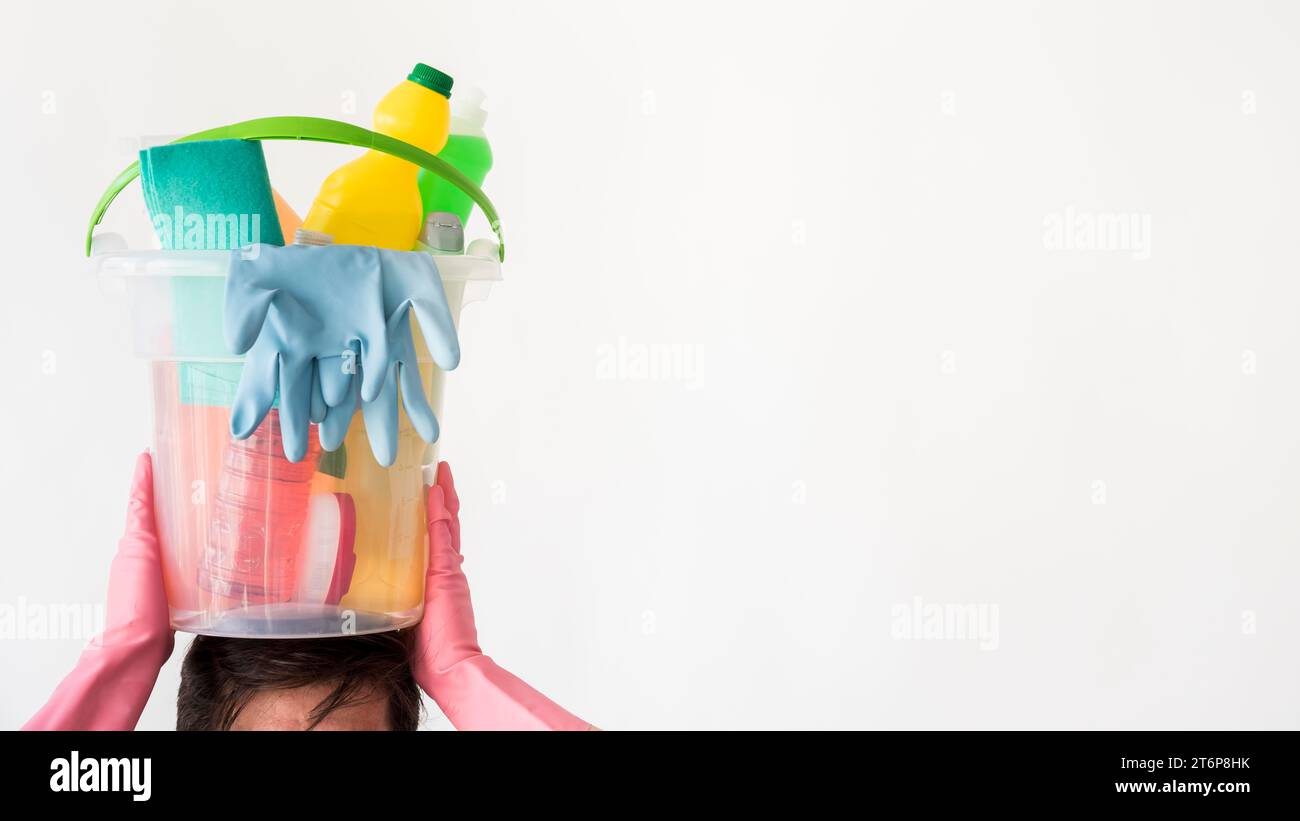 Cleaning products bucket hi-res stock photography and images - Alamy