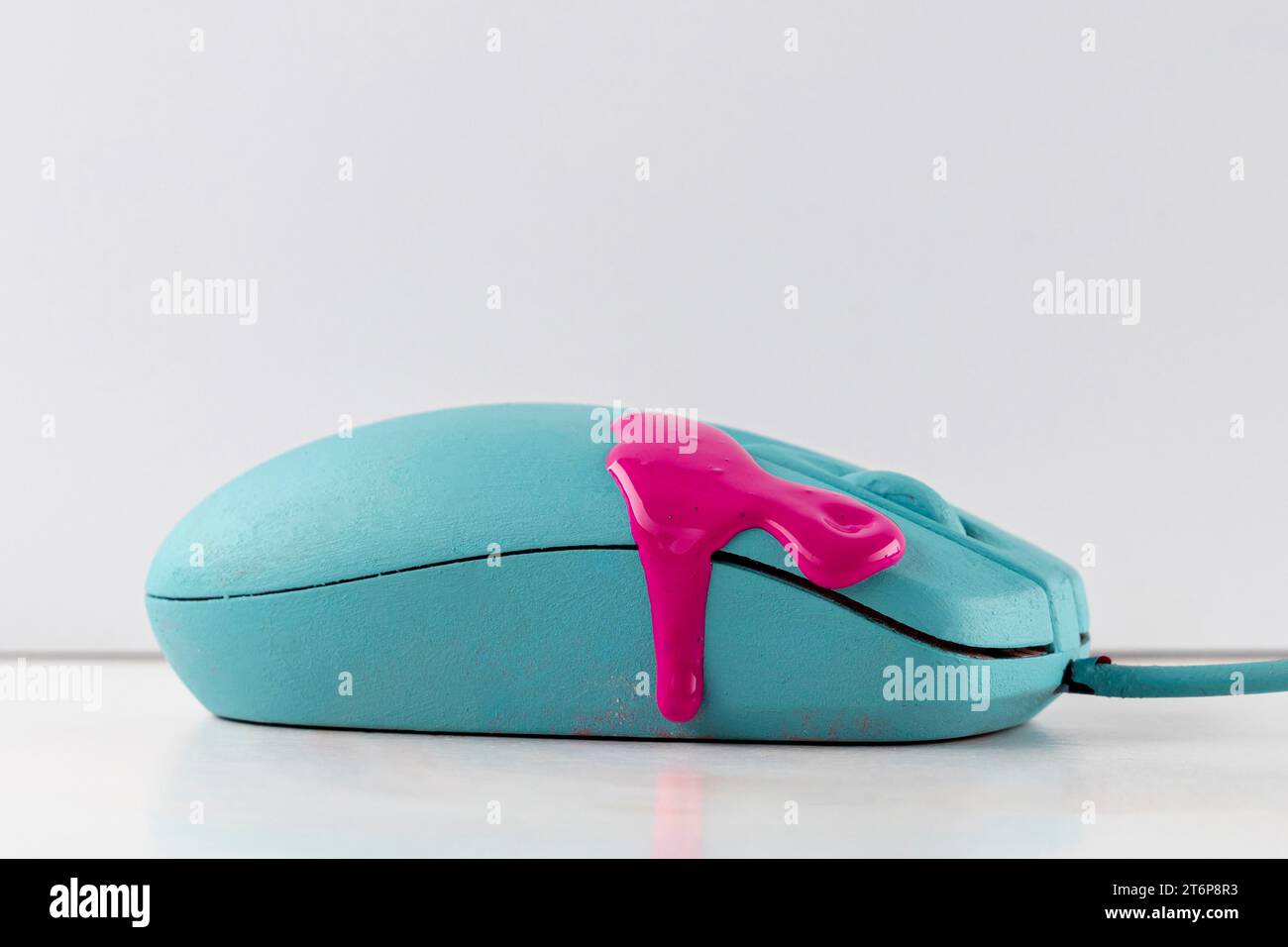 Wet mouse hi-res stock photography and images - Alamy